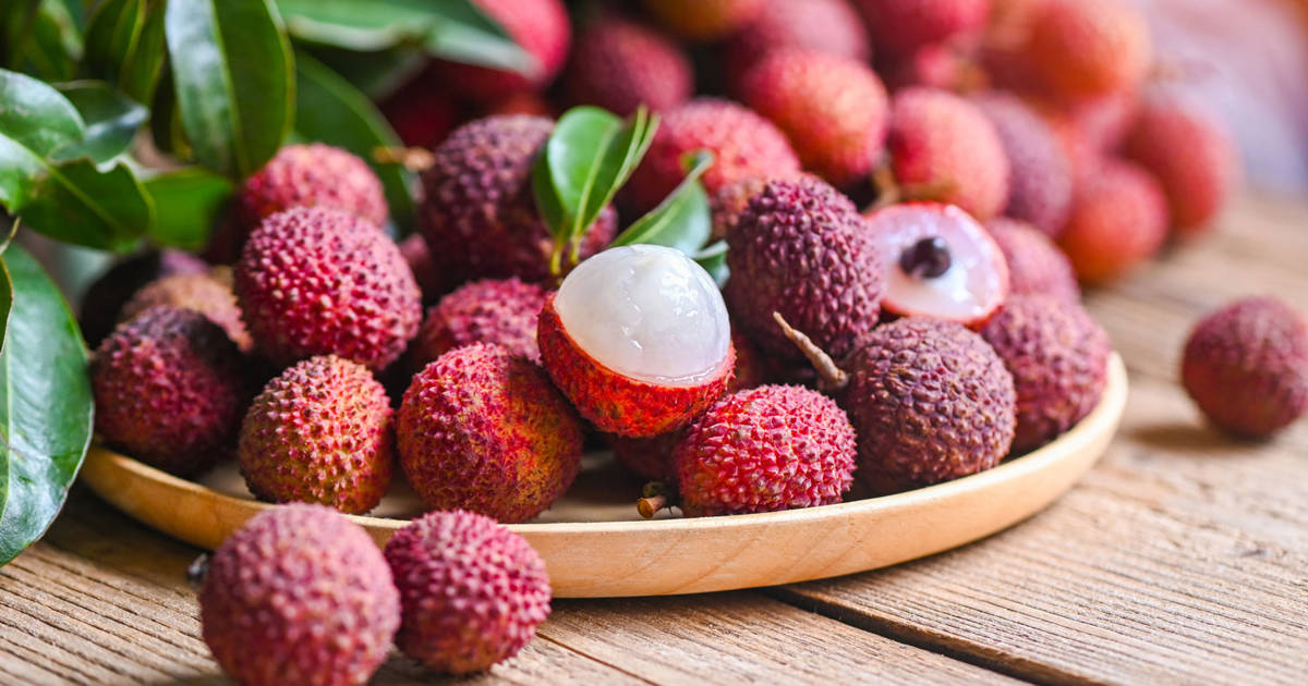 Lichis: todas las propiedades y beneficios de una fruta aromática y ...