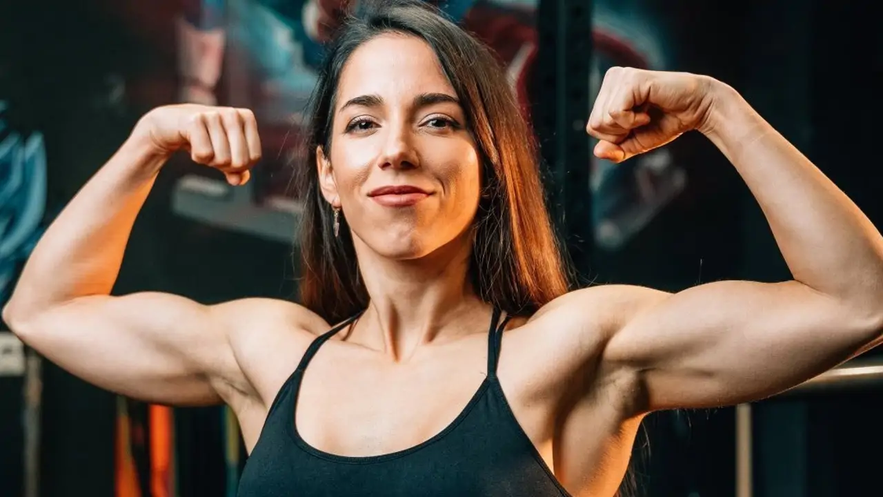 María Casas, entrenadora personal: "Para perder grasa hay que hacer mínimo 3 sesiones de fuerza ...