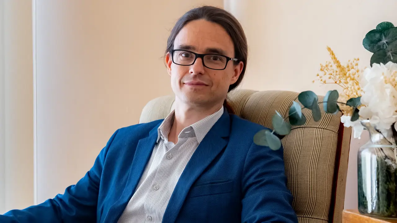 Dr. Álex Gómez-Marín, físico teórico: "Si sacamos la muerte del armario, acompañaremos mejor a ...