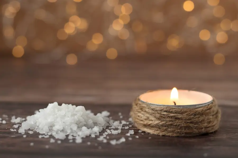 Cómo hacer una limpieza energética con sal: un ritual para purificar tu ...