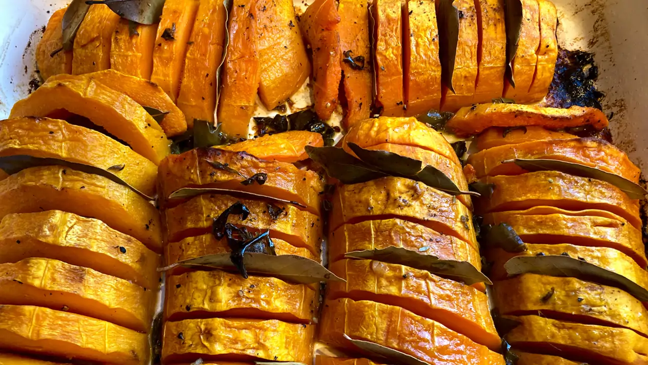Calabaza Hasselback con queso cottage en freidora de aire: la receta de ...
