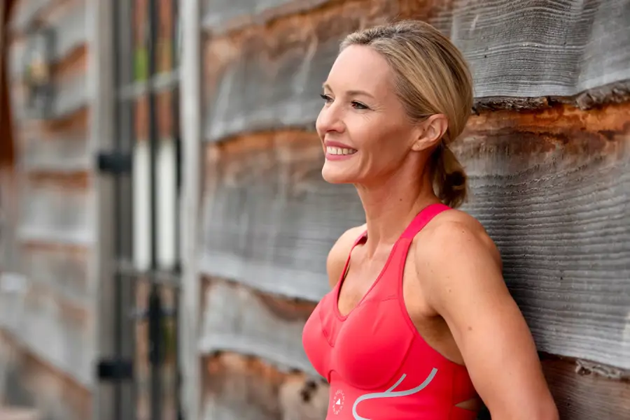 Caroline Idiens (53 años), el fenómeno mundial del fitness para mujeres ...