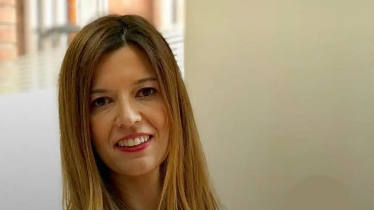 Dra. Ana Molina, dermatóloga: "En invierno el pelo tiene más ...