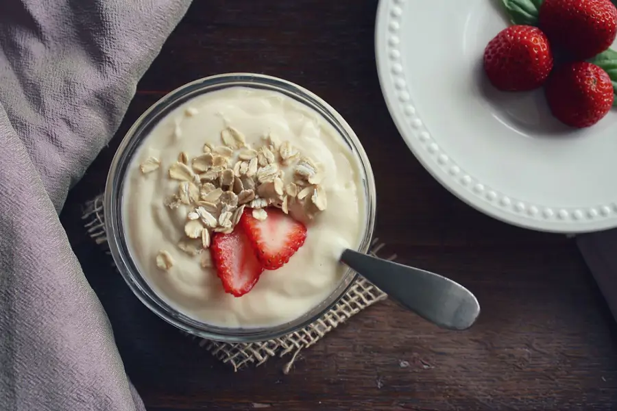 Yogur de soja o yogur natural: ¿cuál es más saludable?